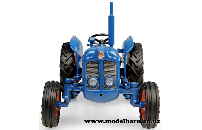 1/32 Fordson Dexta (1960) - Farm Equipment-Ford & Fordson : Model Barn ...