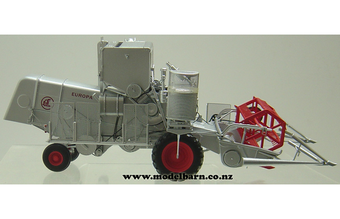 1/32 Claas Europa Combine Harvester (silver) - Farm Equipment-Claas ...