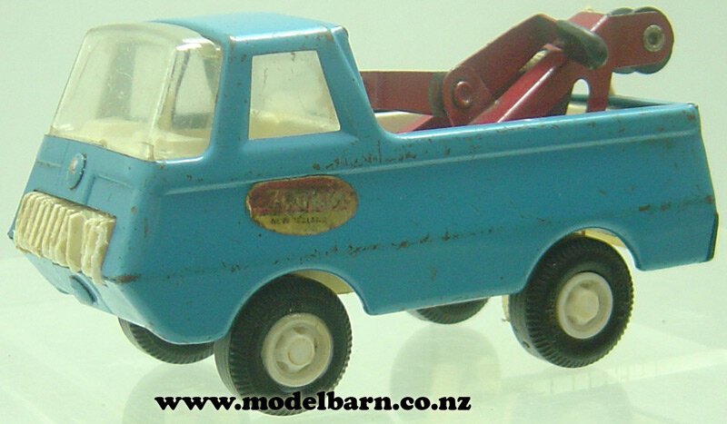 Tow Truck (blue & red, broken grill, 120mm) Tiny Tonka NZ - Old ...
