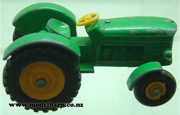 John Deere-Lanz 700 (unboxed) Matchbox - Farm Equipment-John Deere : Model Barn - Matchbox Obsolete