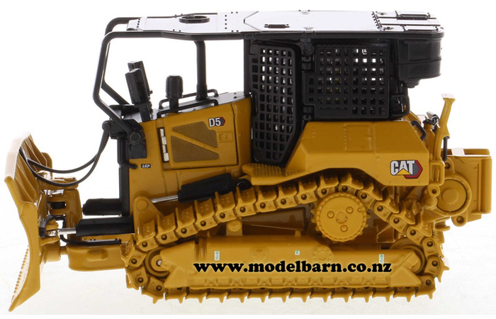 1/50 Caterpillar D5 XR LGP Fire Suppression Bulldozer - Construction ...