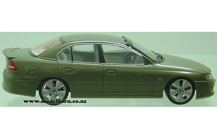 1/43 Holden VY Commodore HSV Senator (light metallic green, no mirrors ...