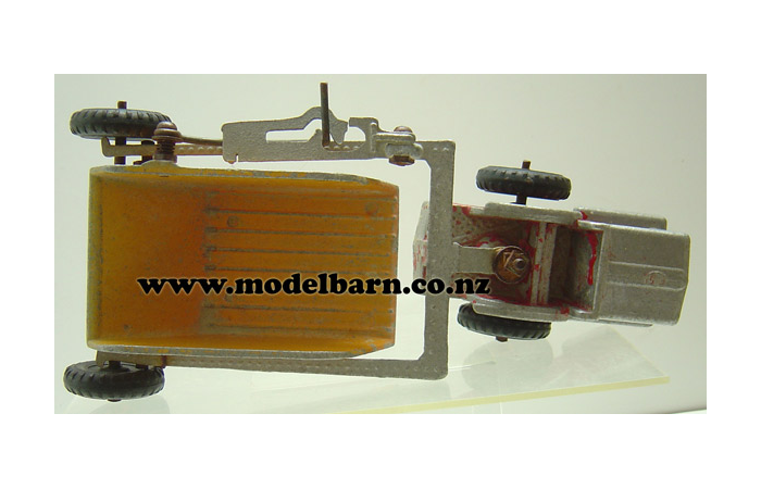Motor Scraper (red & orange, 280mm) - New Zealand Made-Jumbo Toys ...