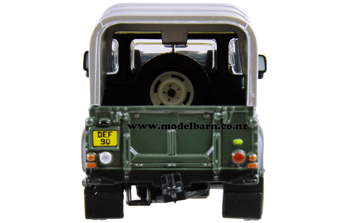 1/32 Land Rover Defender 90 with Canopy (green & silver) - New Arrivals ...