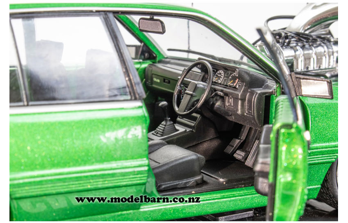 1/24 Holden VL Calais Supercharged (Osiris Green) - Vehicles-Holden ...
