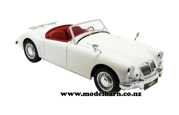 1/18 MG MGA Mk II A1600 Convertible (1961, white) - Vehicles-MG : Model ...
