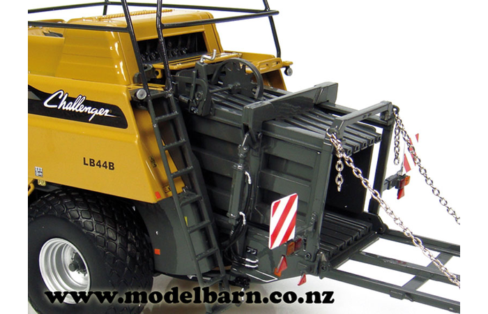 1/32 Challenger LB44B Big Square Baler - Farm Equipment-Challenger ...