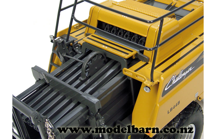 1/32 Challenger LB44B Big Square Baler - Farm Equipment-Challenger ...